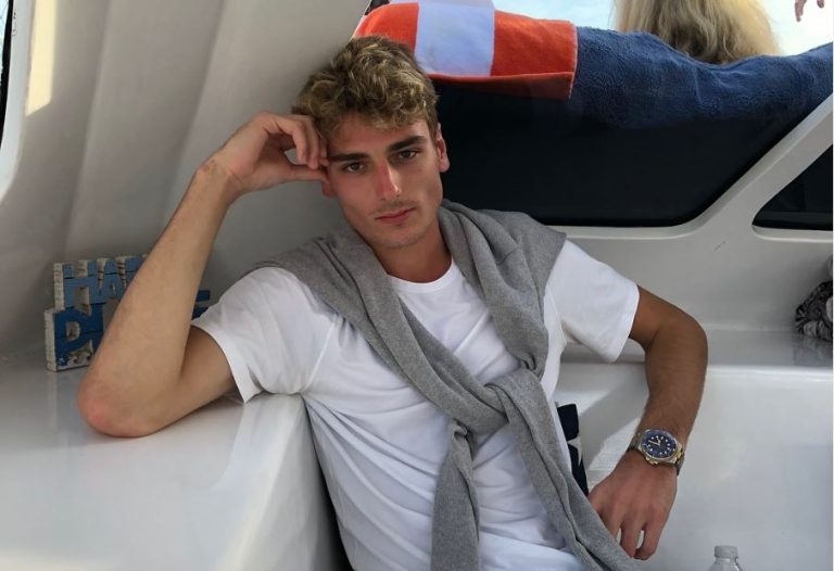 Who Is Austin Shepard? Pool Technician, TikTok Humorist & Love Island ...