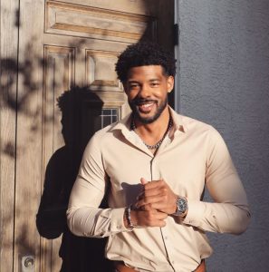 Who Is Chris Seeley from Love Island USA Season 7? Age, Career & Villa ...