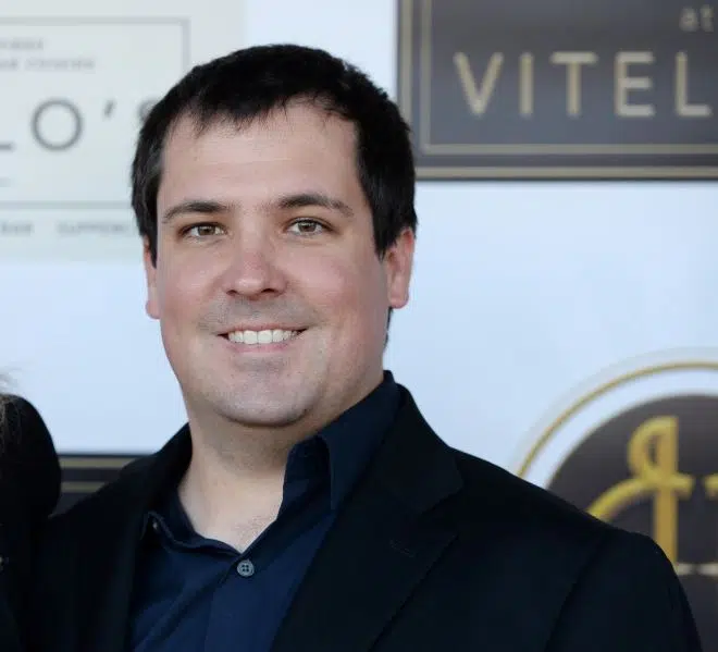 Quinton Anderson Reynolds Net Worth: Age, Biography, Family & Facts