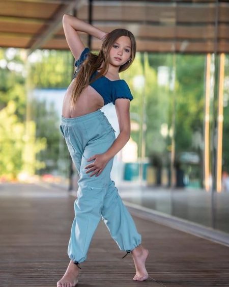 Sydney Raniszeski Biography: Age, Height, Family, Net Worth & Facts